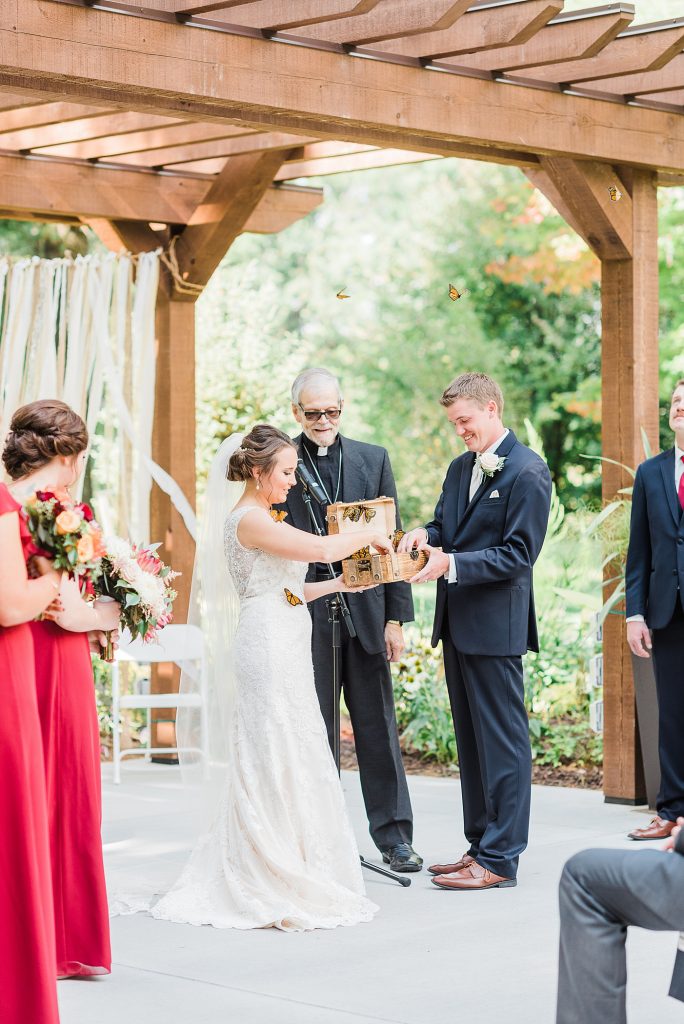 SentryWorld Wedding Photographers - Stevens Point, WI - Larissa Marie ...