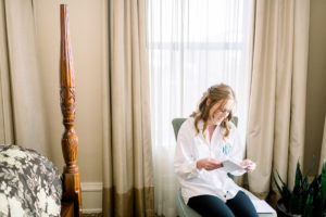 Kate & Tate – Pfister Hotel Wedding Photographers – Larissa Marie ...