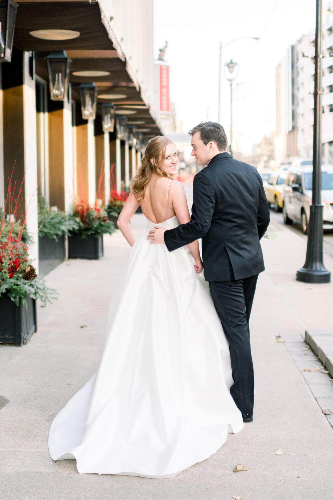 The Pfister Hotel Wedding Photographer - Larissa Marie Photography