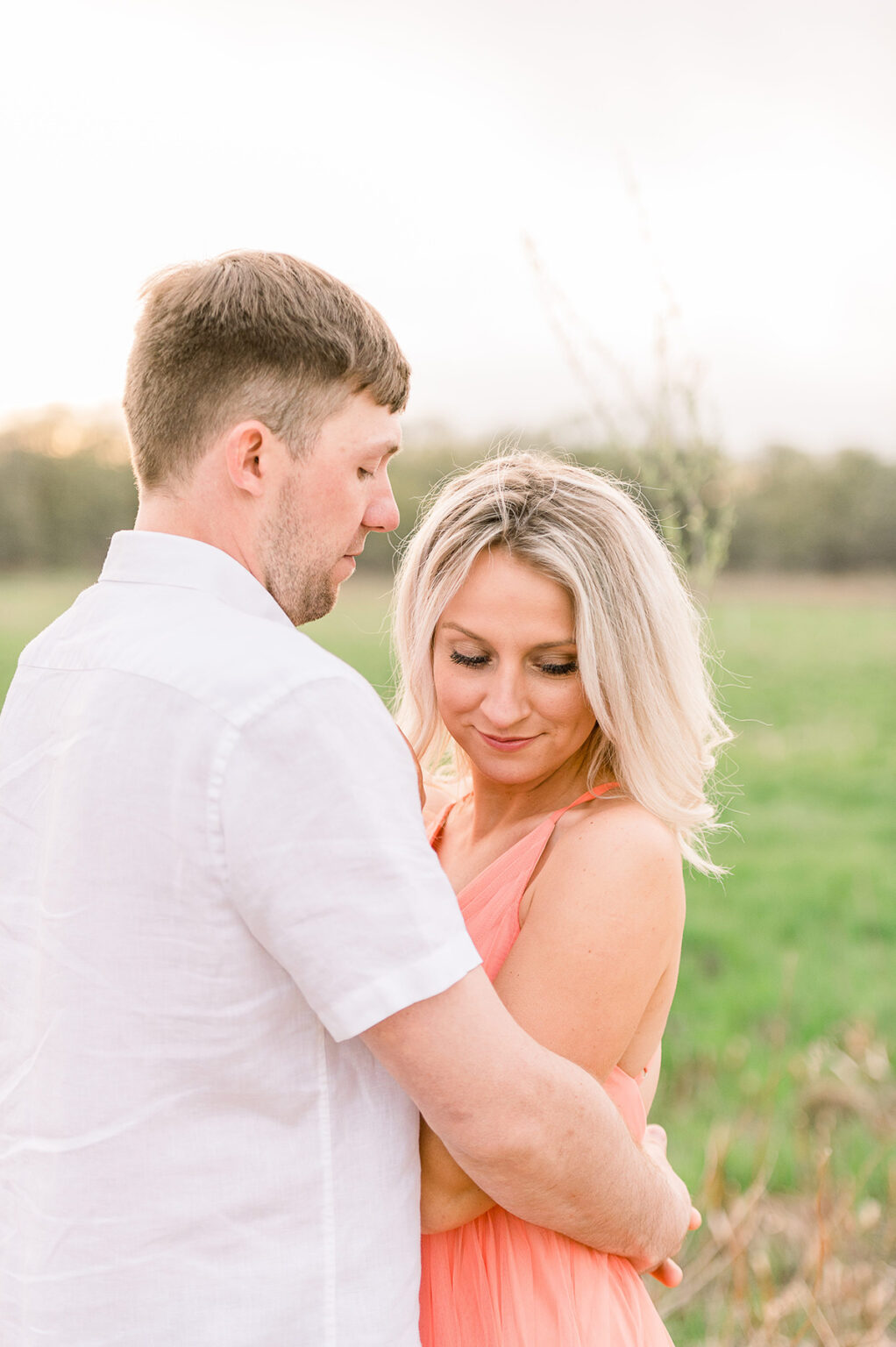 Jessica & Quintin – UW-Arboretum Spring Engagement Session – Larissa ...