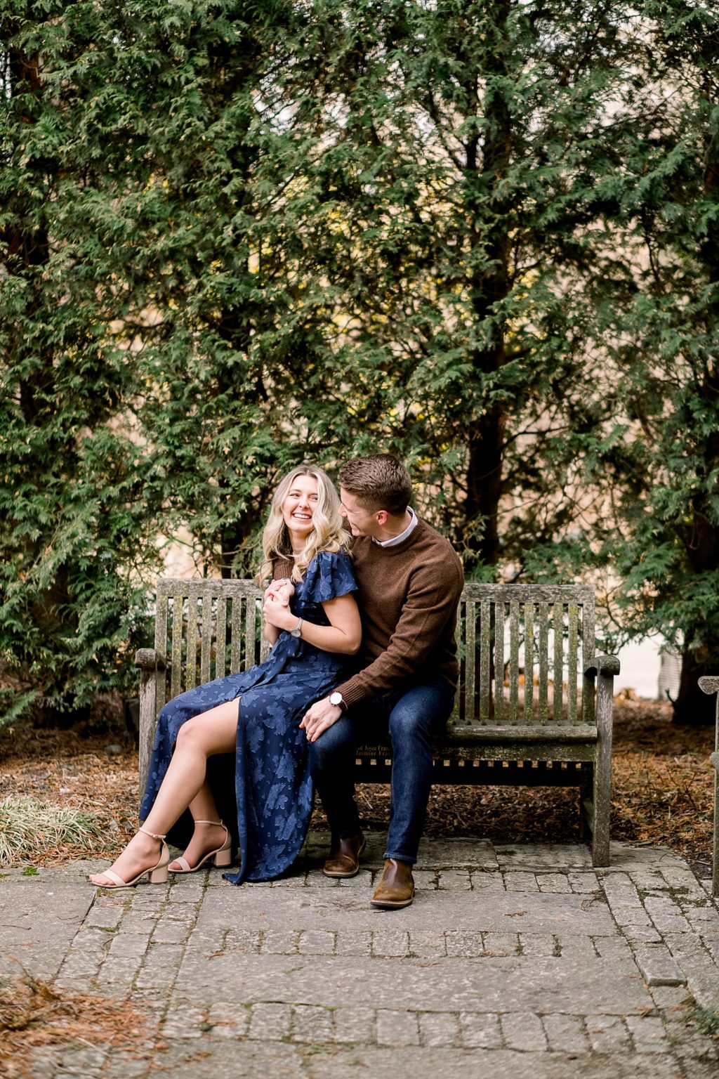 Ashlyn & Michael – Olbrich Botanical Gardens Engagement Session ...